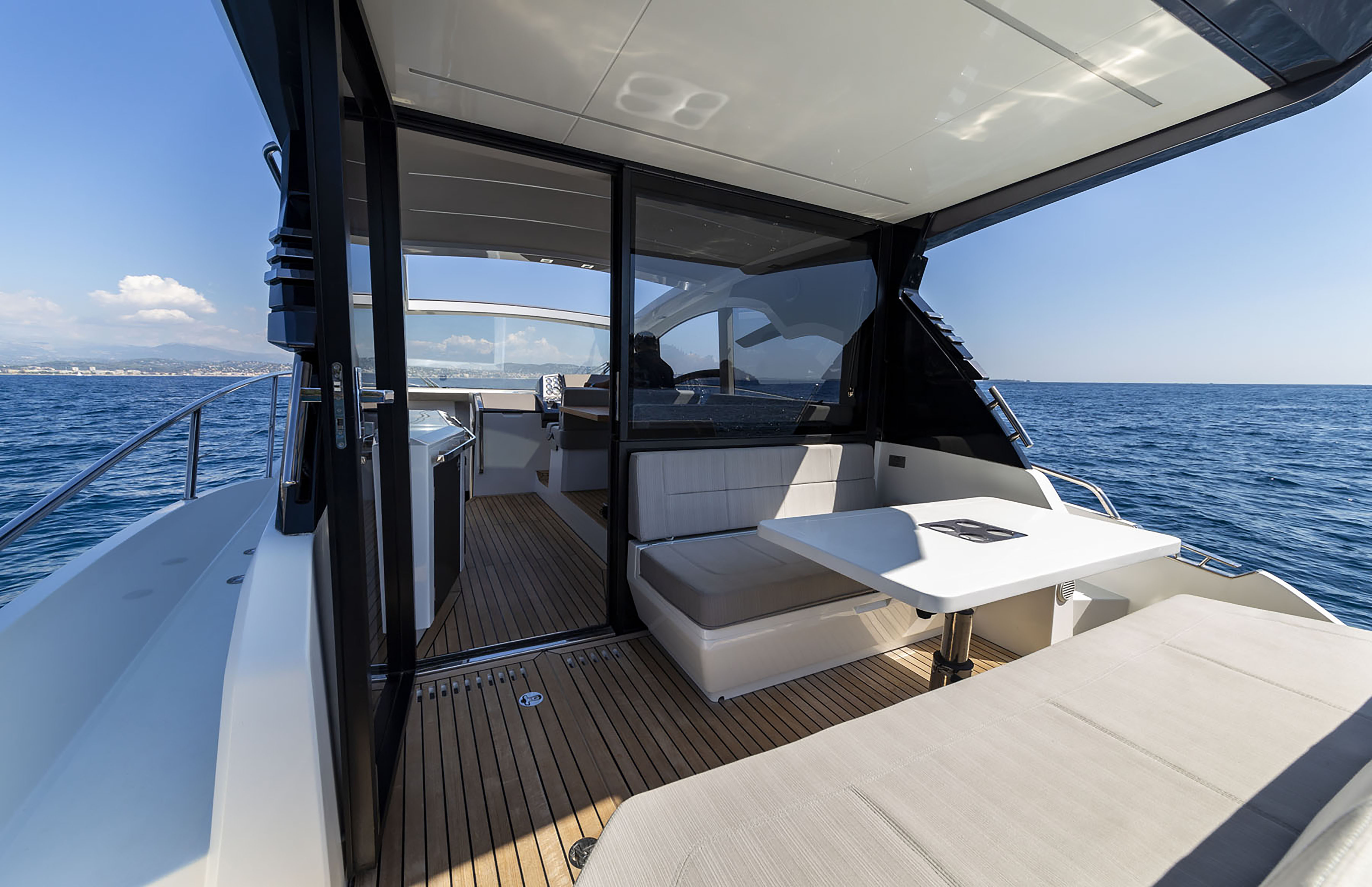 Galeon 425 HTS Details - Used Boats For Sale in Dubai, UAE | Boat ...
