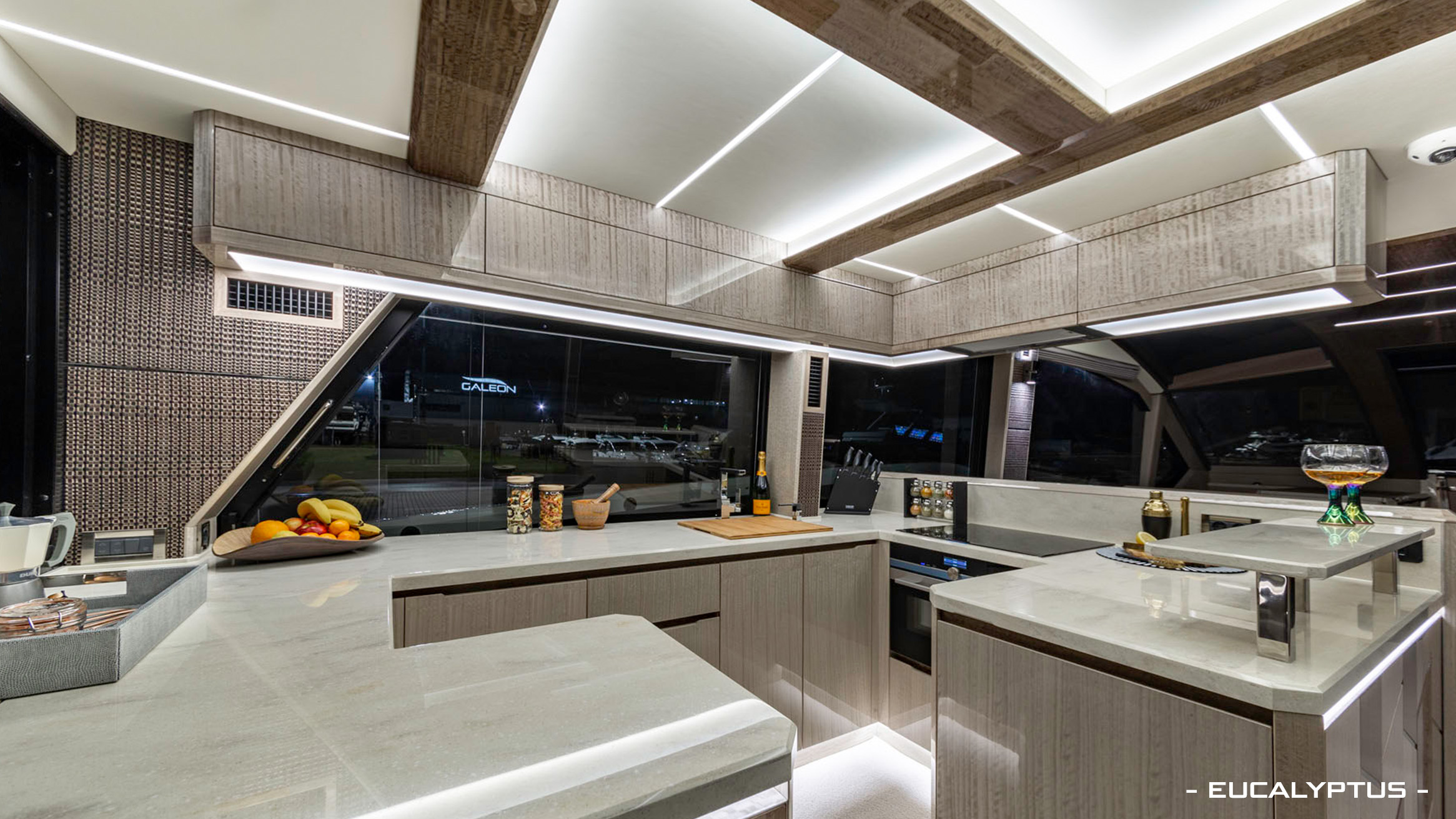Galeon 640 Fly