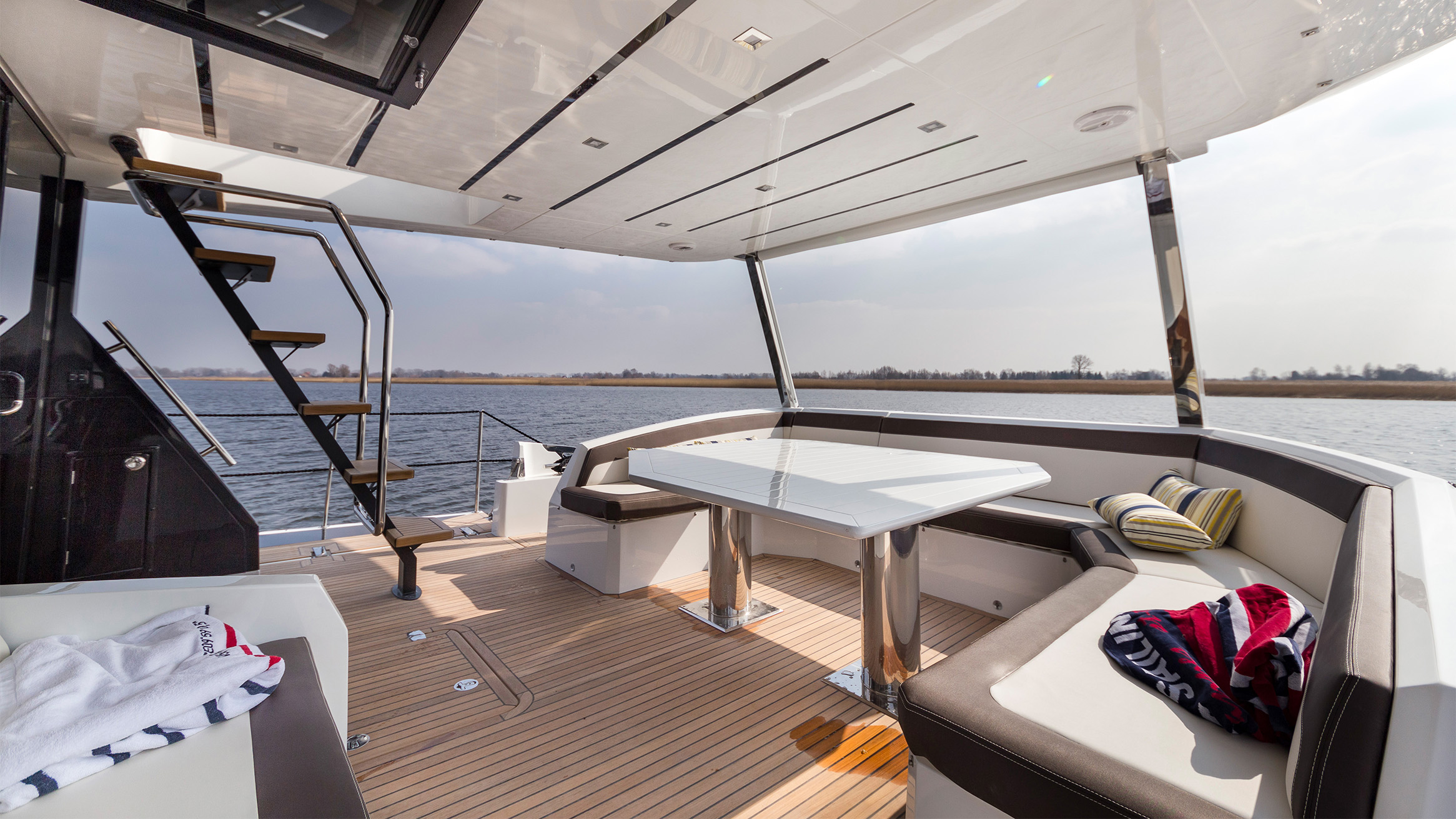 Galeon 640 Fly
