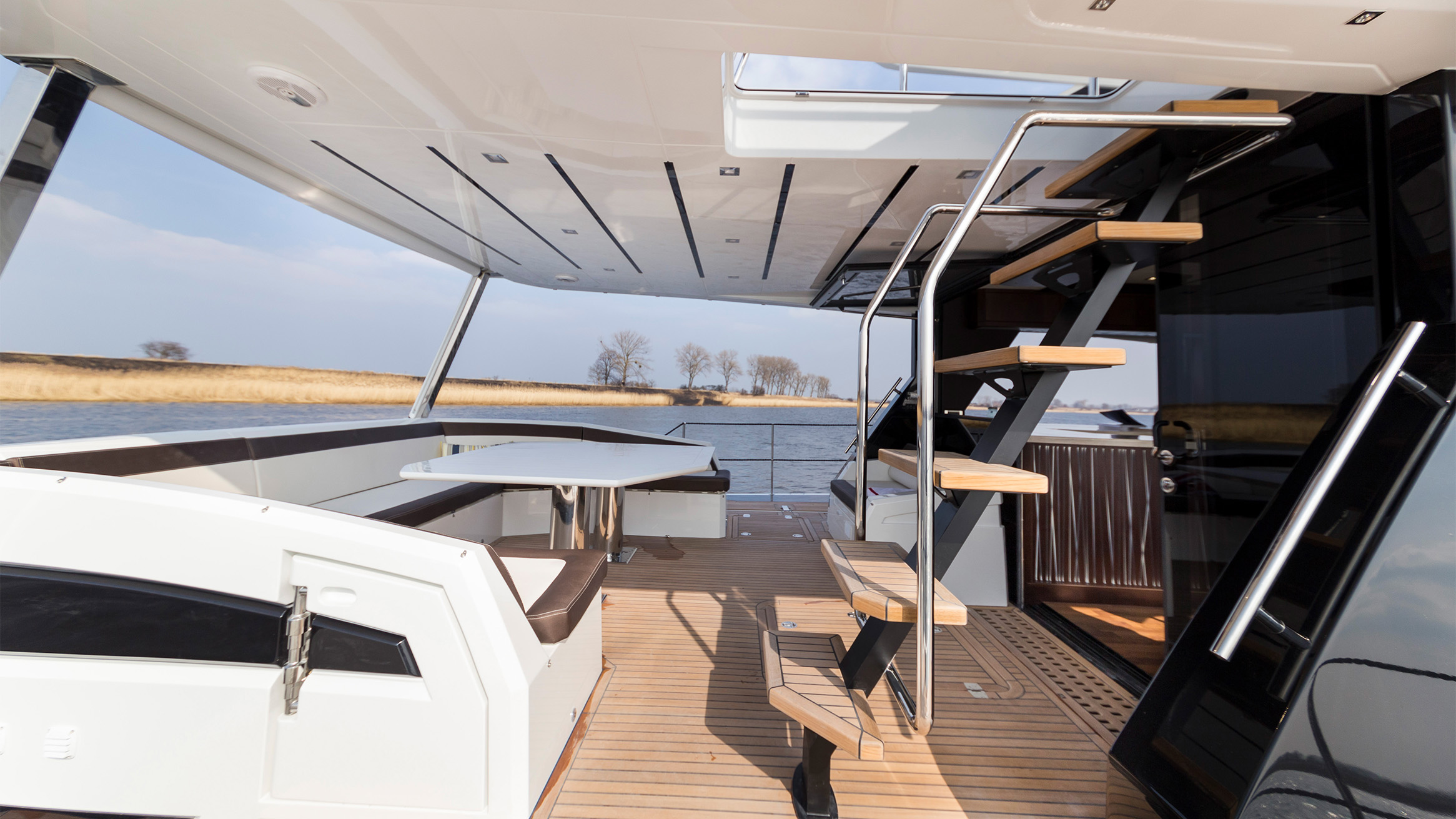 Galeon 640 Fly