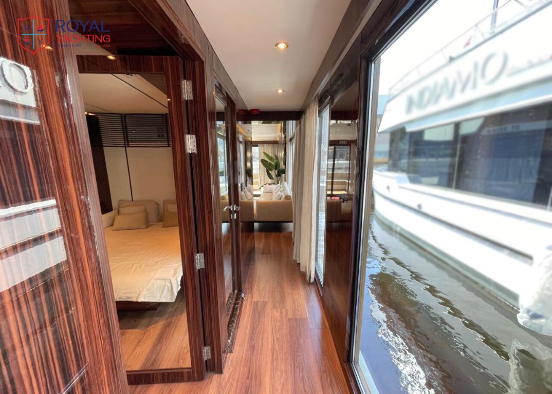 V Marine Aquator 50